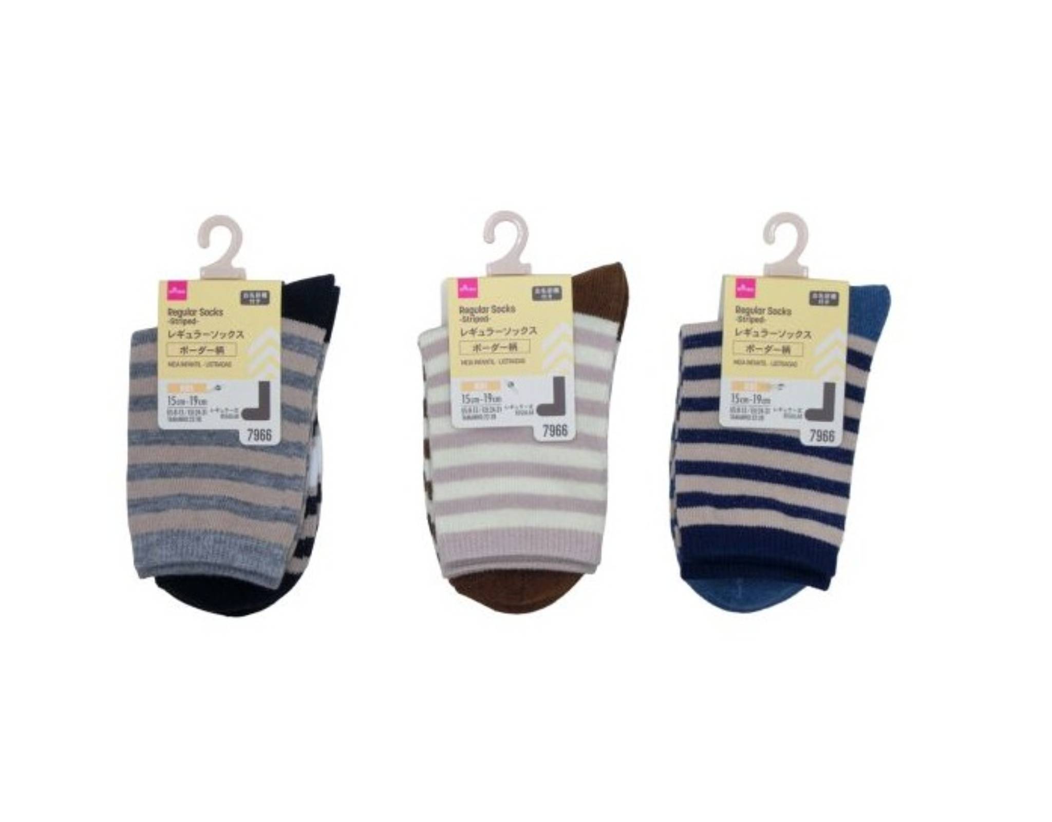 Daiso [SELECTED RANDOMLY] Regular Socks Kids Striped | myaeon2go
